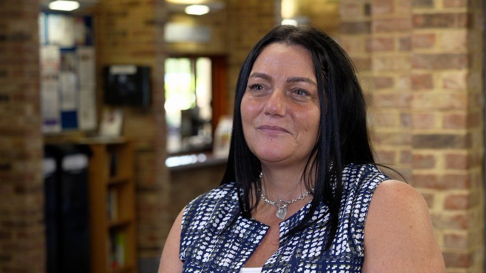 Azaan Kaleem: Stabbing victim's mother speaks out on knife crime - BBC News