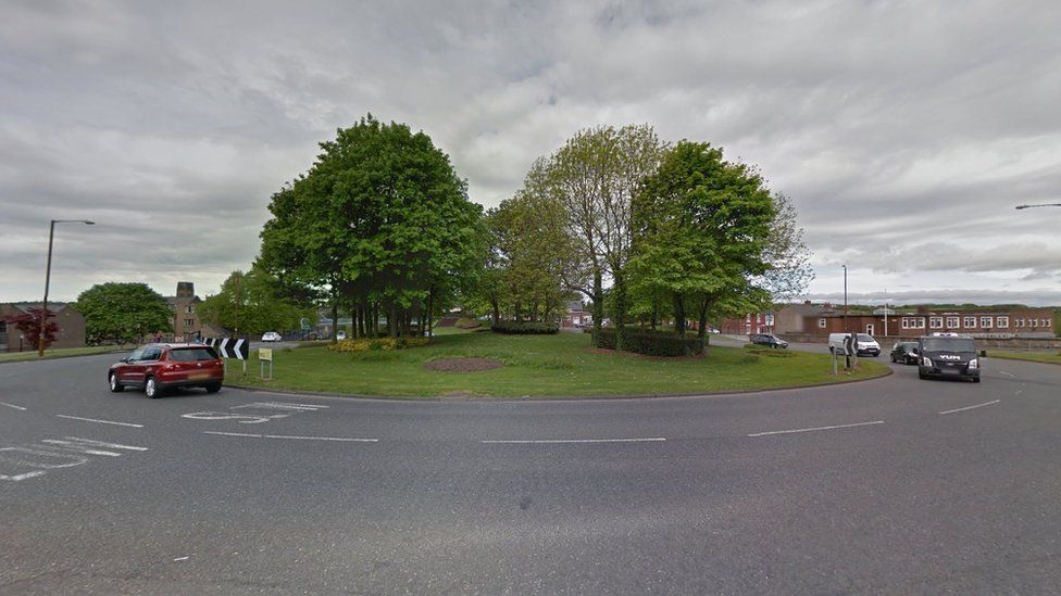 Durham city's £2.5m roundabout works under way - BBC News