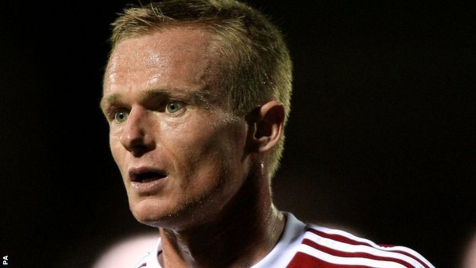 Dean Keates: Former captain appointed Wrexham manager - BBC Sport