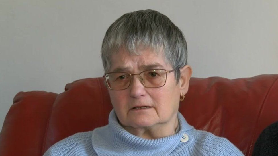 Coventry man killed in e-scooter crash 'didn't stand a chance' - BBC News