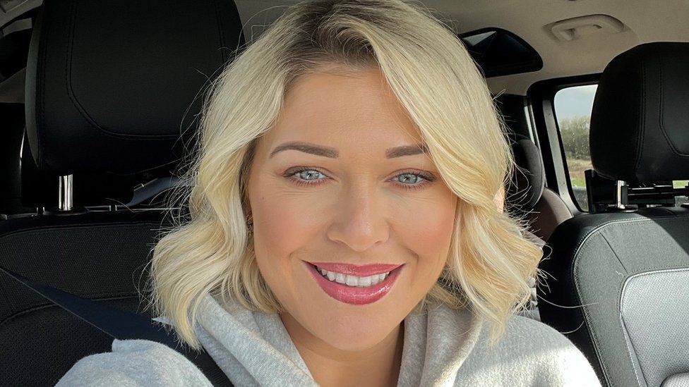 Reading footballer's partner reveals worries over turmoil at club - BBC ...