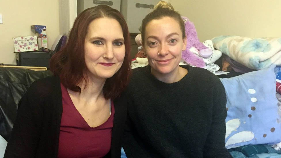 Cherry Healey: 'How being a single mum shattered my prejudices' - BBC News