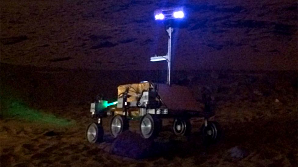 Tim Peake drives remote robot on Earth from orbit - BBC News