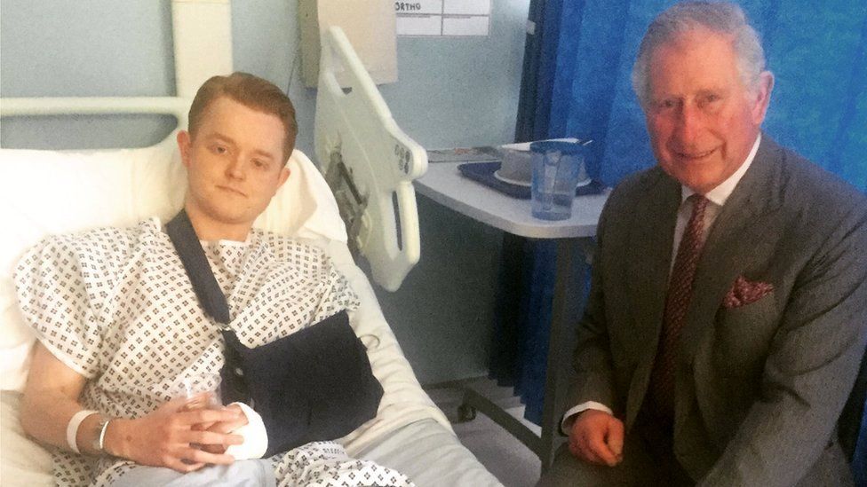 London attack: Police appeal for information on Khalid Masood - BBC News