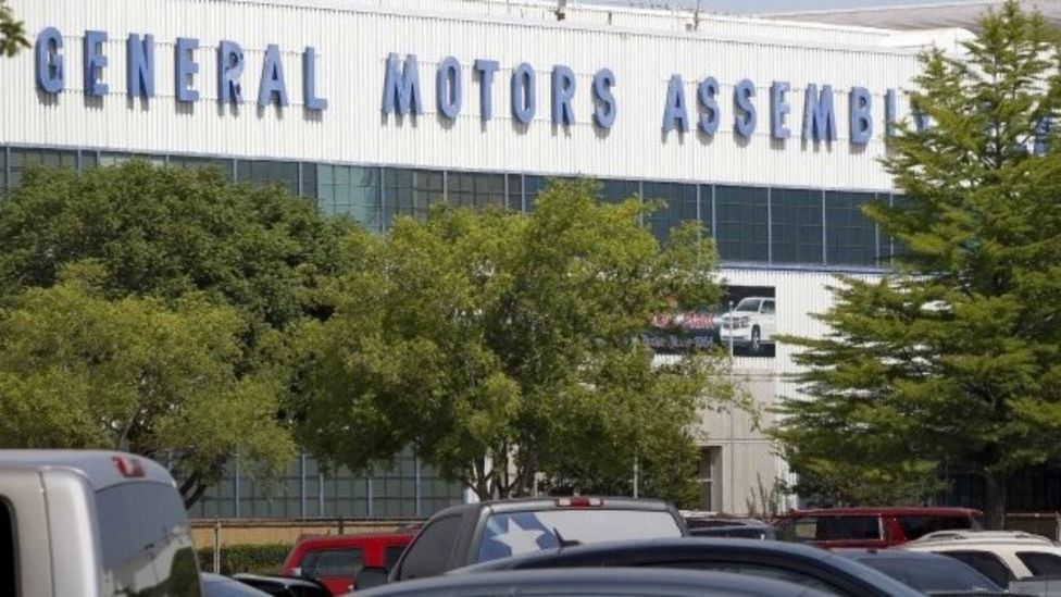 General Motors plans drive into autonomous cars - BBC News