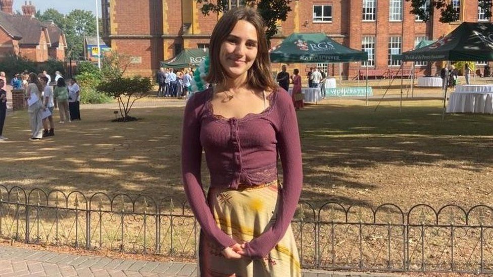 2022 exam results: 'No employer had heard of T-levels' - BBC News