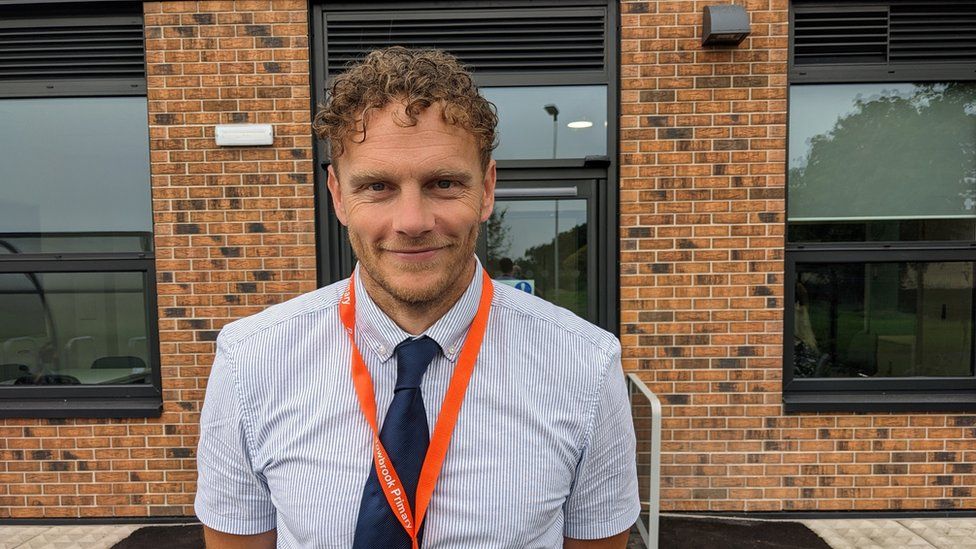Ex-Shrewsbury Town footballer heads up new school - BBC News