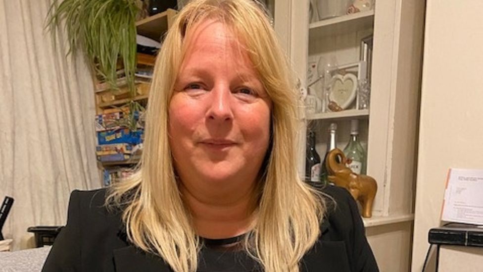 Queen's funeral: Telford woman's 'mind-blowing' invitation - BBC News