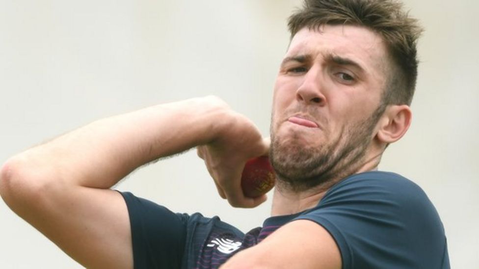 Craig Overton to leave England tour of South Africa - BBC Sport