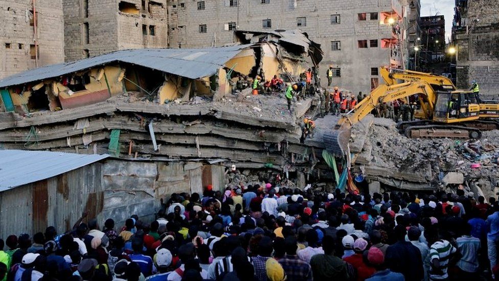Kenya building collapse: Demolition of unfit houses starts - BBC News