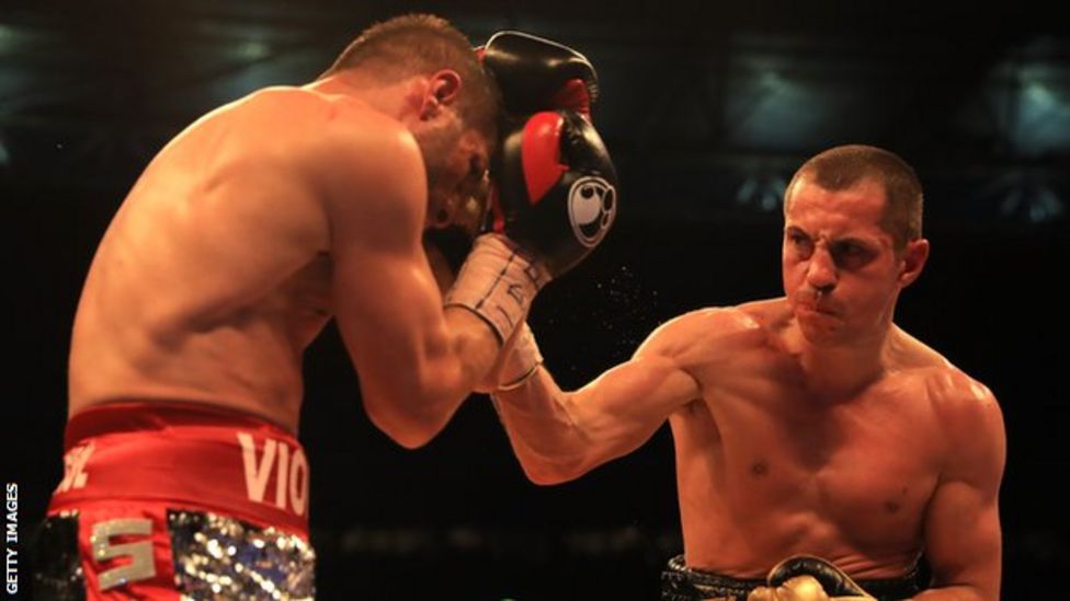 Scott Quigg: British fighter beats Viorel Simion at Wembley - BBC Sport