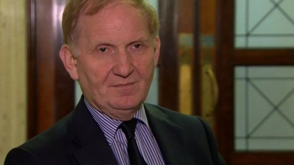 DUP: The 12 party members key to Stormont's return - BBC News