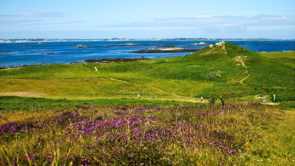 Herm, Jethou and the Humps given Ramsar status - BBC News