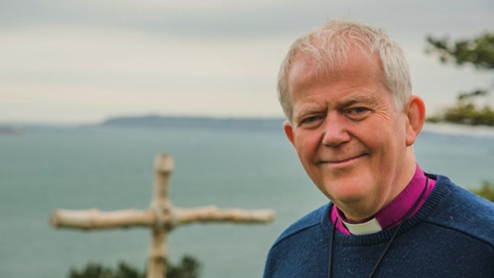 New Bishop of Salisbury Rt Revd Stephen Lake is inaugurated - BBC News