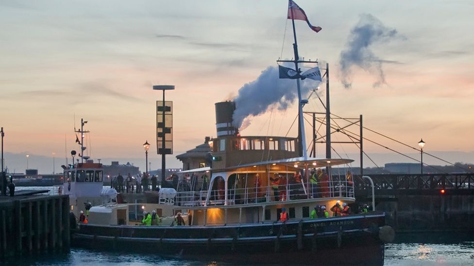Historic tug boat unveiled after £3.8m restoration - BBC News