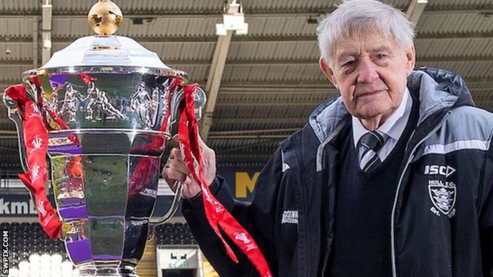 Johnny Whiteley: Great Britain and Hull FC rugby league great dies aged ...