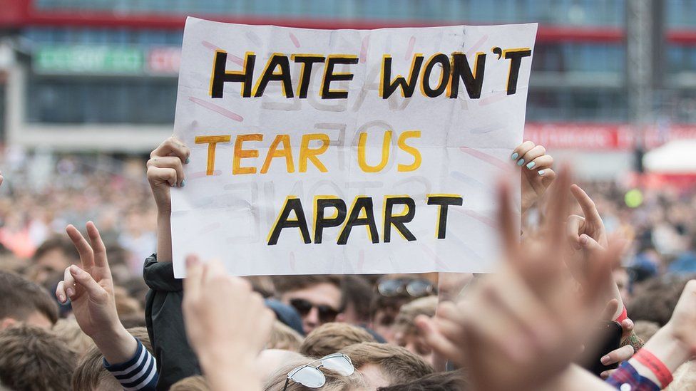 Don't look back in anger: Music helps Manchester remember, and forget ...