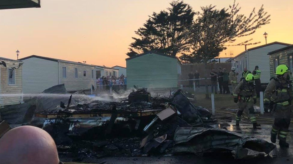 Trecco Bay: Fire destroys caravan at holiday park - BBC News