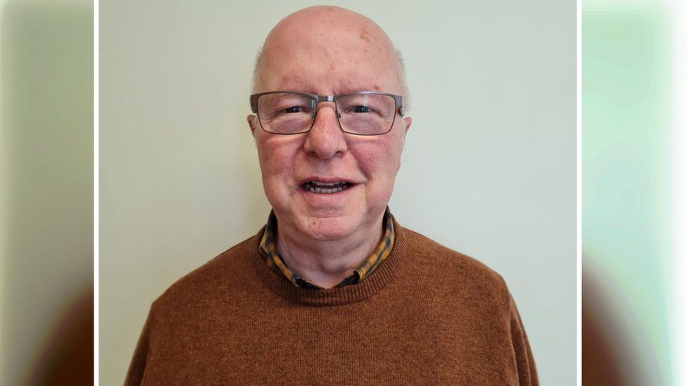 Eisteddfod: Gwyn Nicholas i dderbyn medal TH Parry-Williams - BBC Cymru Fyw