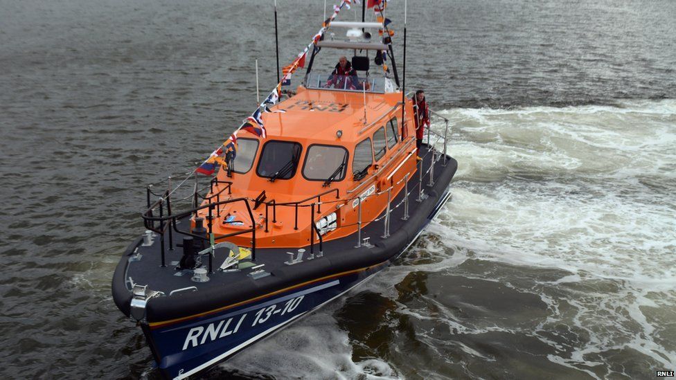 New Shannon class water jet lifeboat arrives at RNLI Montrose station ...