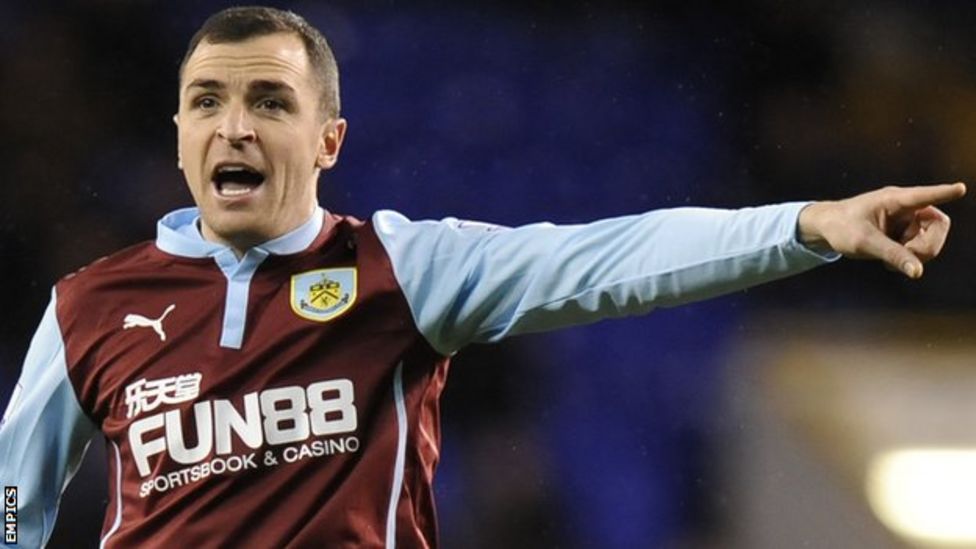 Dean Marney: Burnley midfielder signs new two-year deal - BBC Sport