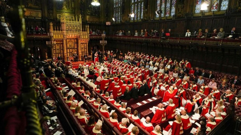 Labour plans to expand Lords despite abolition pledge - BBC News