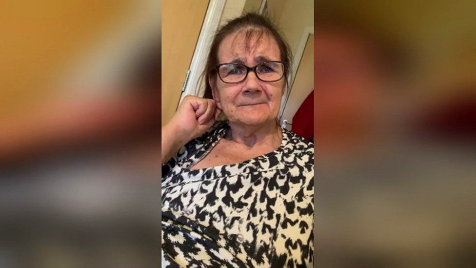 Care home residents win right to always have one visitor - BBC News