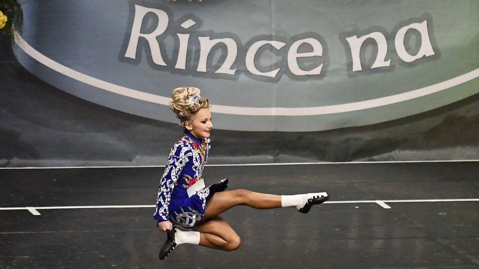 2016 All Ireland Dance Championship comes to Belfast - BBC News