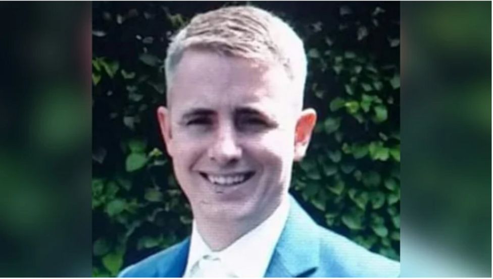 Vincent Parsons: Two men jailed for murder in Dublin - BBC News