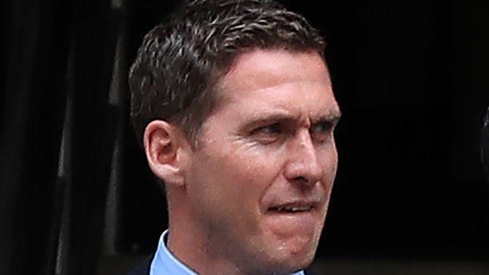 Ex-footballer Chris Killen admits sex attack - BBC News