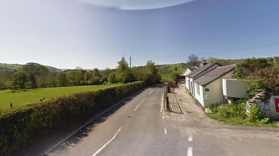 Conwy: Motorcyclist killed in crash with van - BBC News