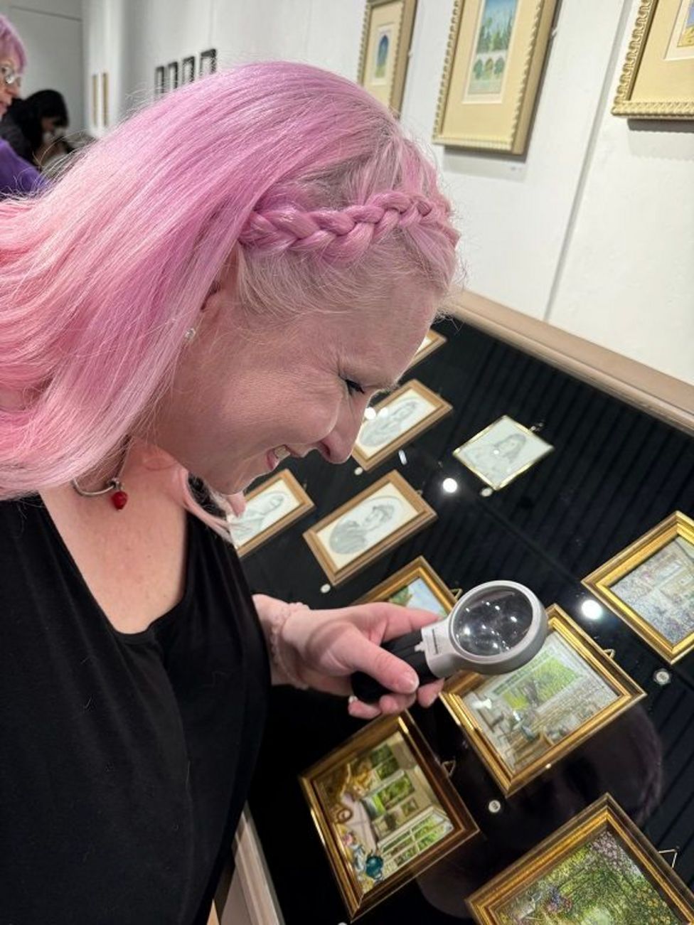 Check out these tiny coins - BBC Newsround