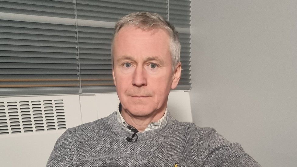 Police mugshots: Victims call on PSNI to show killers' faces - BBC News