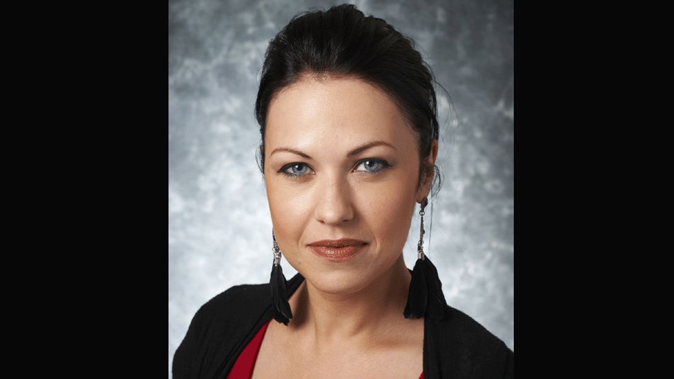 Mayor offers talks to resolve Klaksvik-Wick twinning row - BBC News