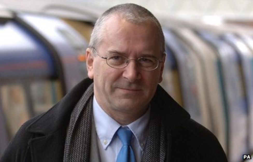 Newspaper headlines: 'Britain's broken railways' - BBC News