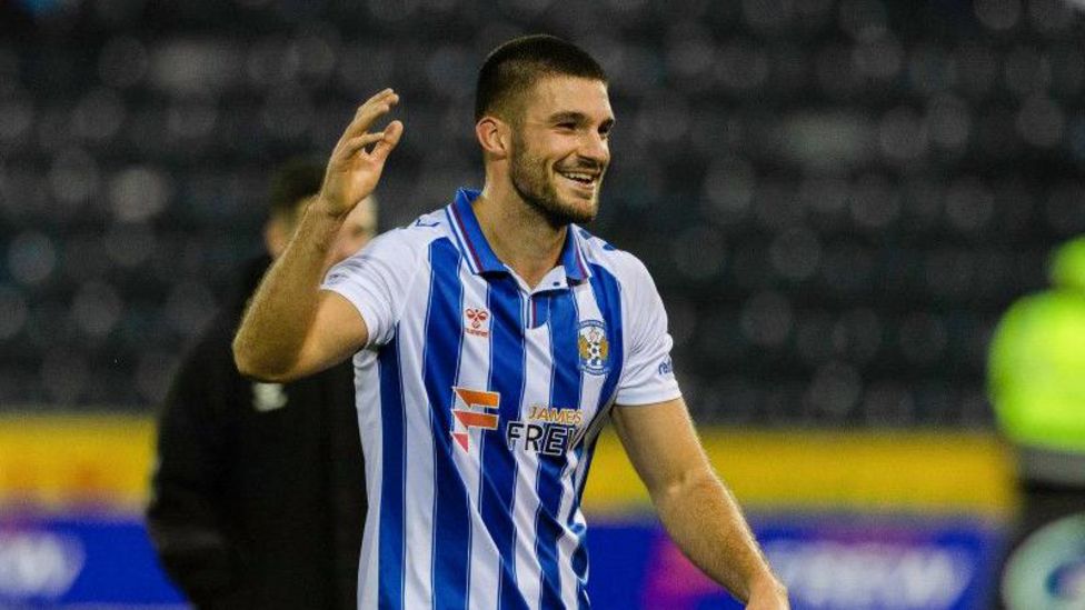 Innes Cameron extends Killie stay - BBC Sport