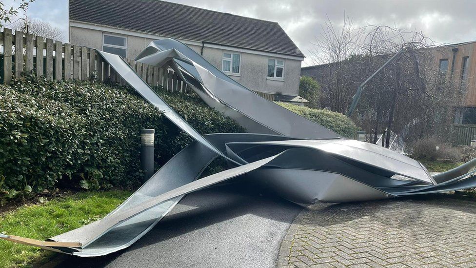 Storm Eunice: Roofs ripped off and trees downed across South West - BBC ...