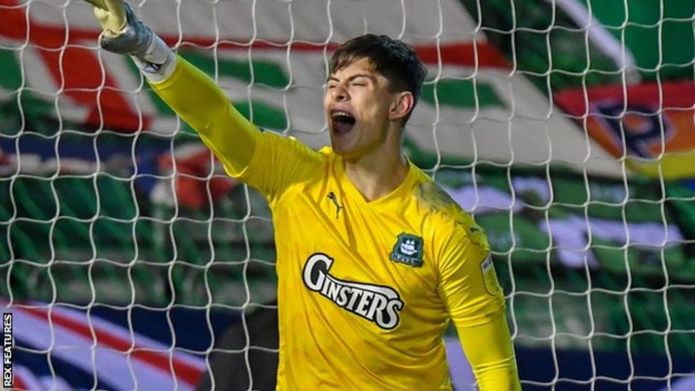 Michael Cooper: Plymouth Argyle goalkeeper signs new contract until ...
