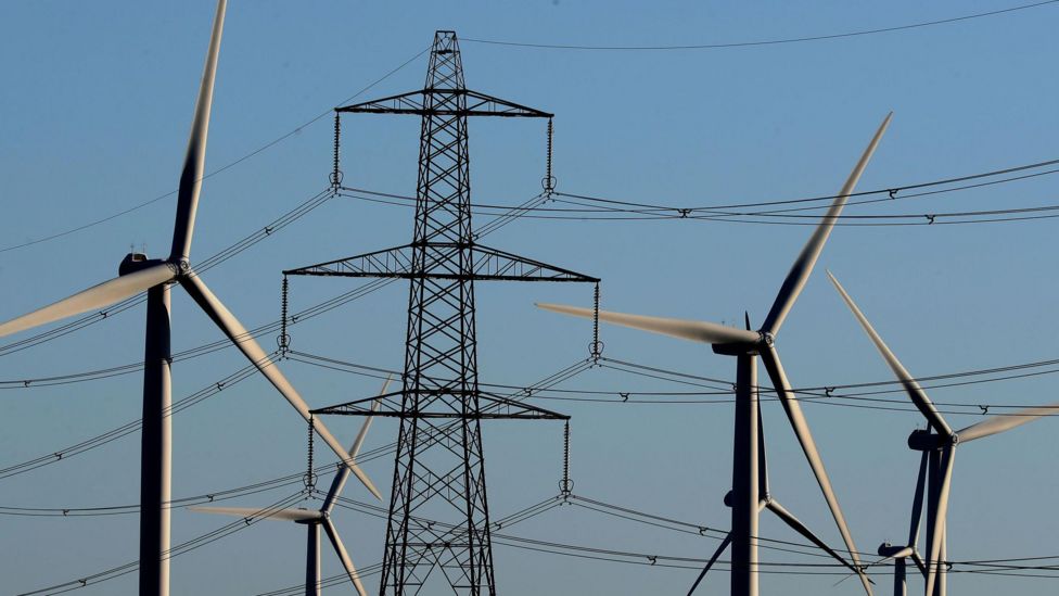 New pylons plan to power Derbyshire homes - BBC News