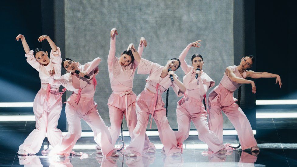 Vesna 'are not your dolls': Eurovision Q&A - BBC News