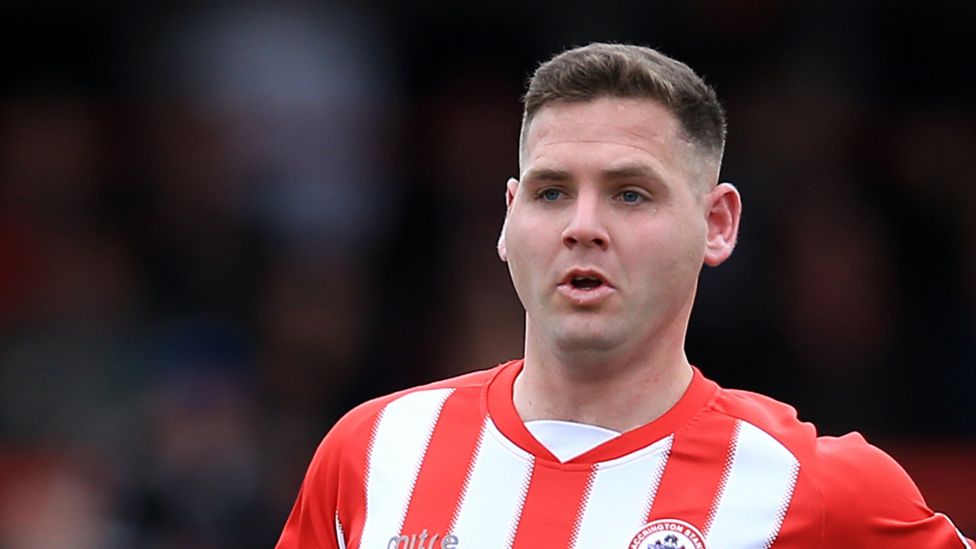 Billy Kee: Accrington Stanley striker extends deal until 2021 - BBC Sport