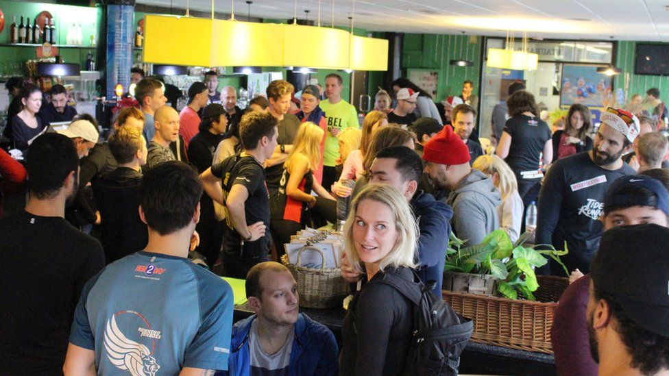 Could taking up running help you get a new job? - BBC News