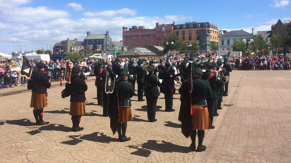 Bangor parade marks NI Armed Forces Day - BBC News