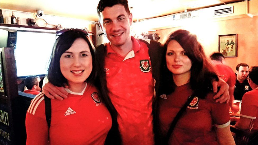 Hiraeth am Y Wal Goch - BBC Cymru Fyw