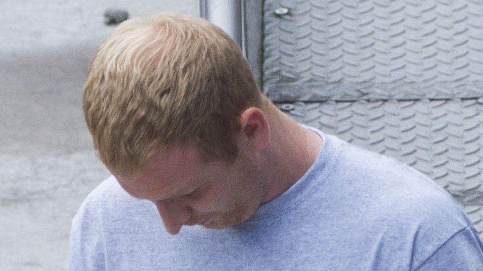 Law killer Robbie McIntosh admits home leave murder bid - BBC News