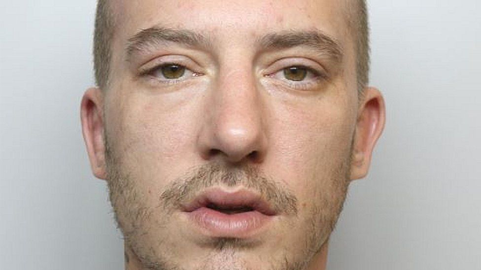 A4 fatal crash: Man who made fake GoFundMe page jailed - BBC News