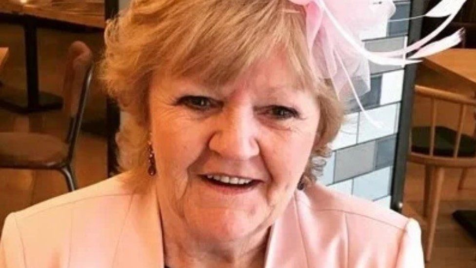 Driver who 'fell asleep' jailed for causing death - BBC News