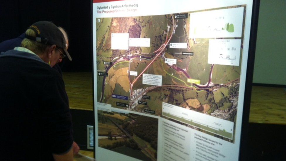 £24m Dyfi Bridge plans go on show at Machynlleth - BBC News