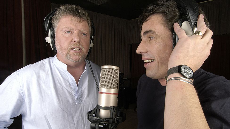 Pen Llŷn John ac Alun mewn pump lle - BBC Cymru Fyw