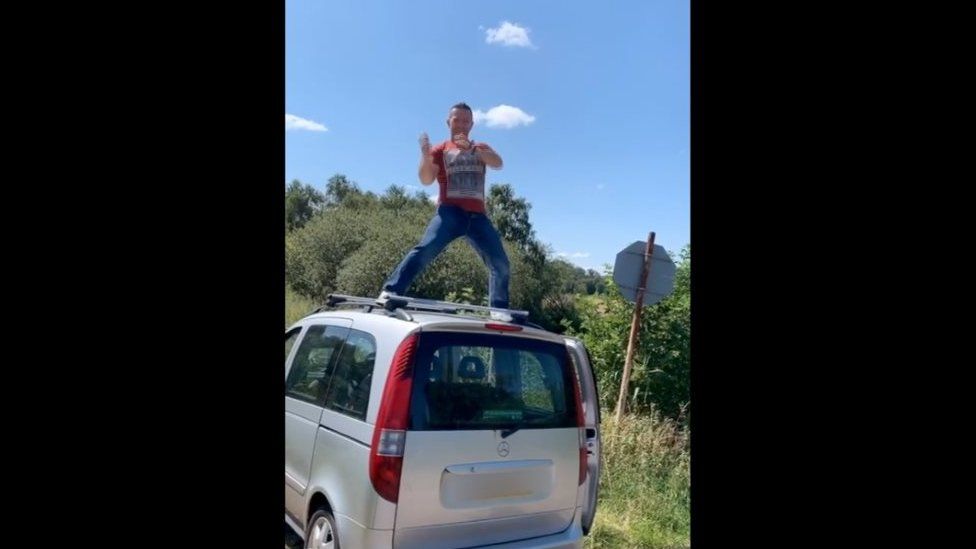 Bernadette Walker murder: The brother desperate for answers - BBC News